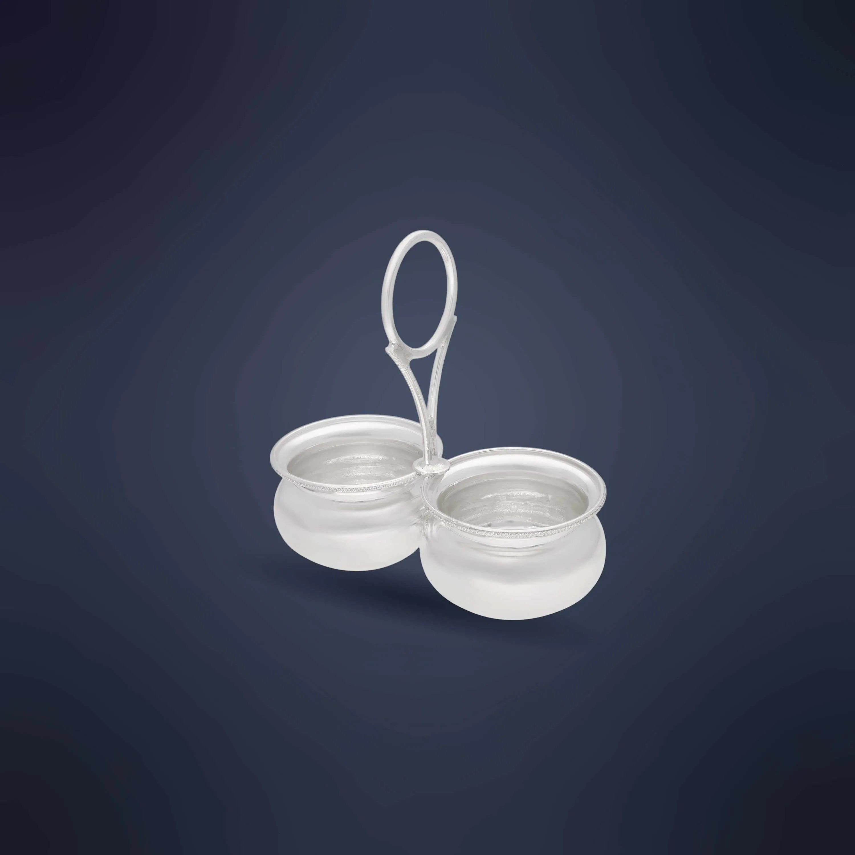 Traditionally Crafted And Detailed Silver Kumkum Box