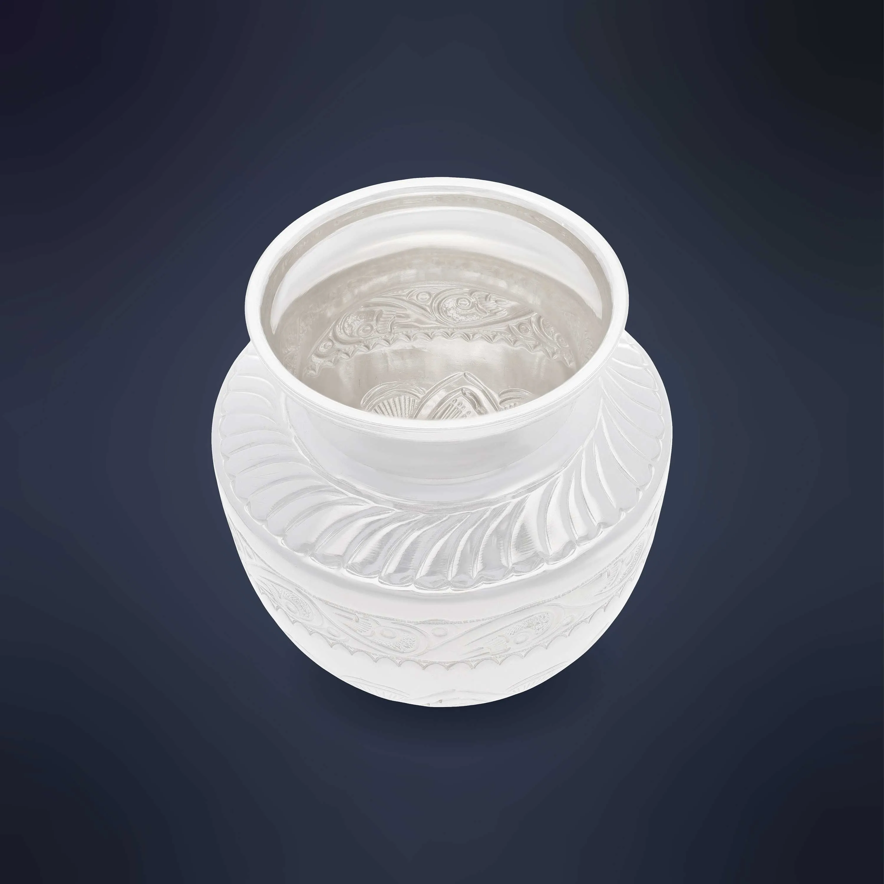 Finely Detailed And Crafted Silver Chombu For Pooja