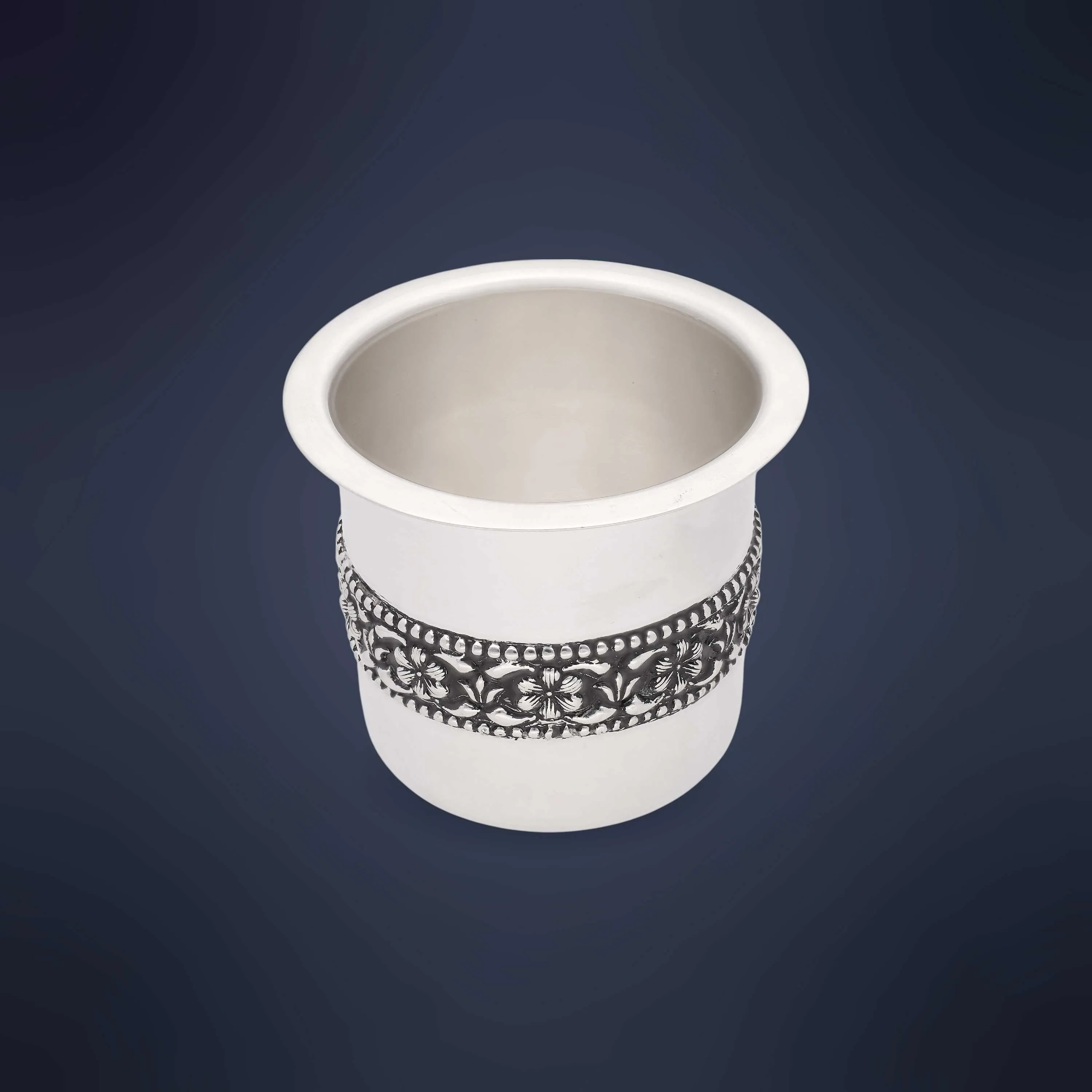 Classic Finely Detailed And Crafted Silver Panchapatra