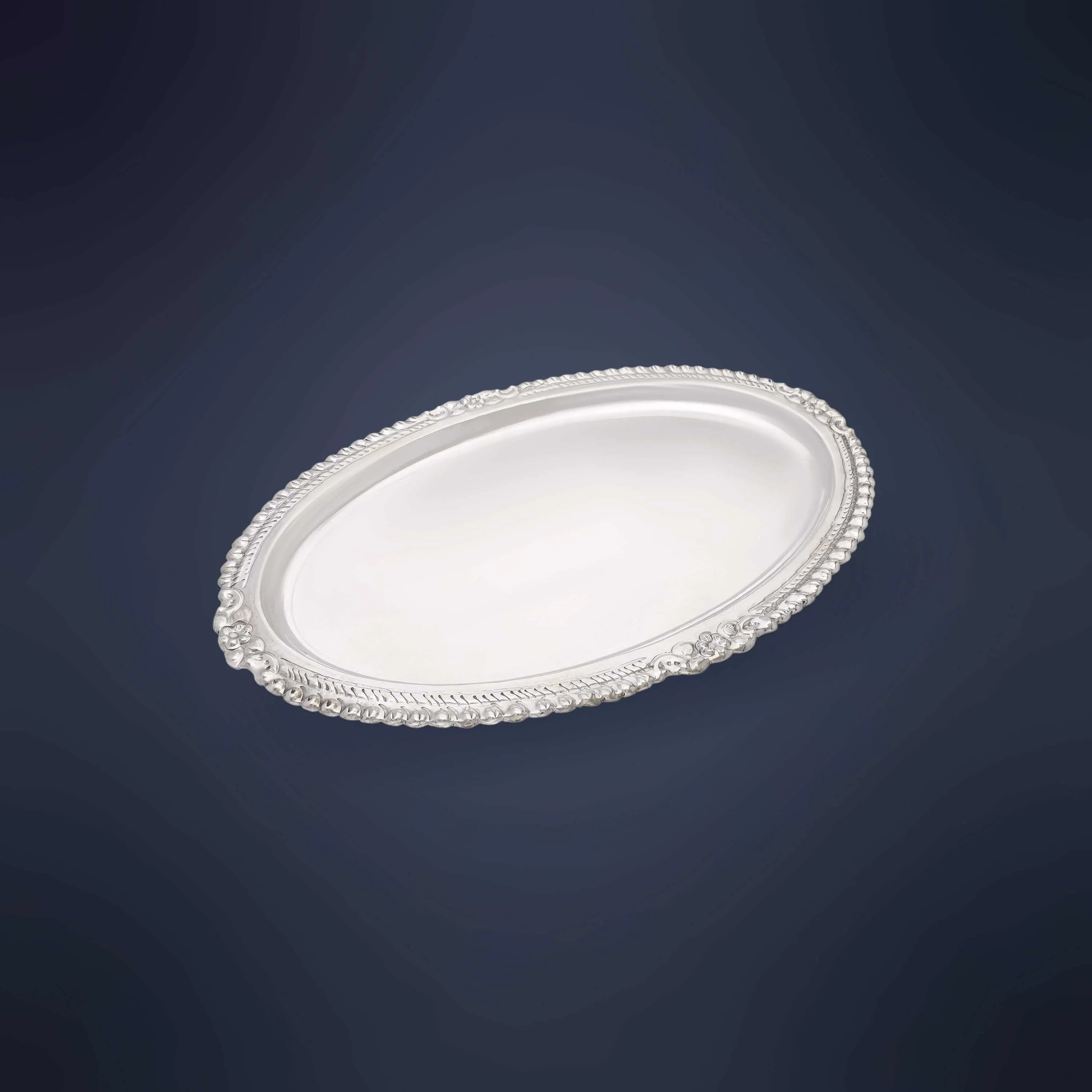 Finely Detailed And Crafted Silver Momento Plates