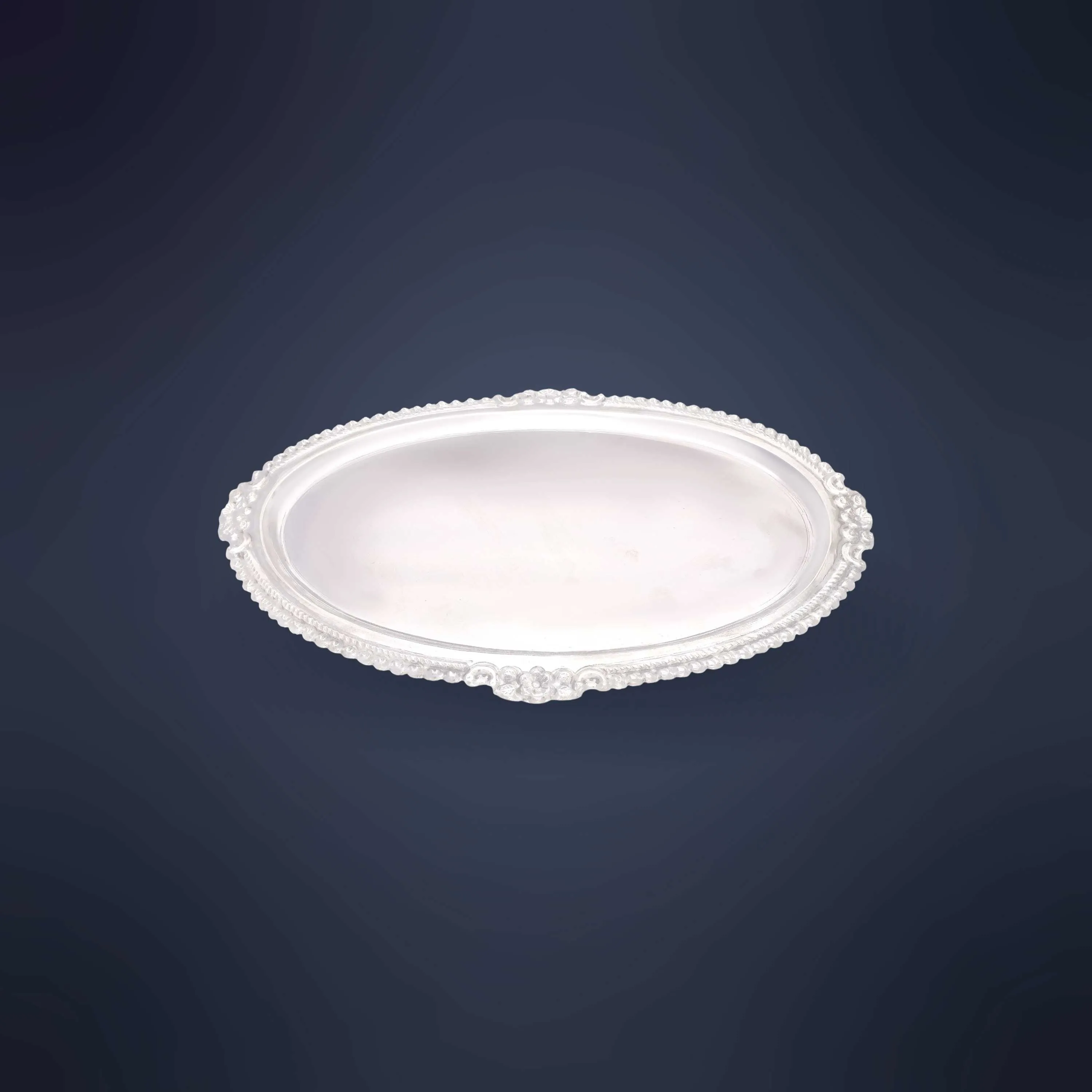 Classic Finely Detailed And Crafted Silver Momento Plates