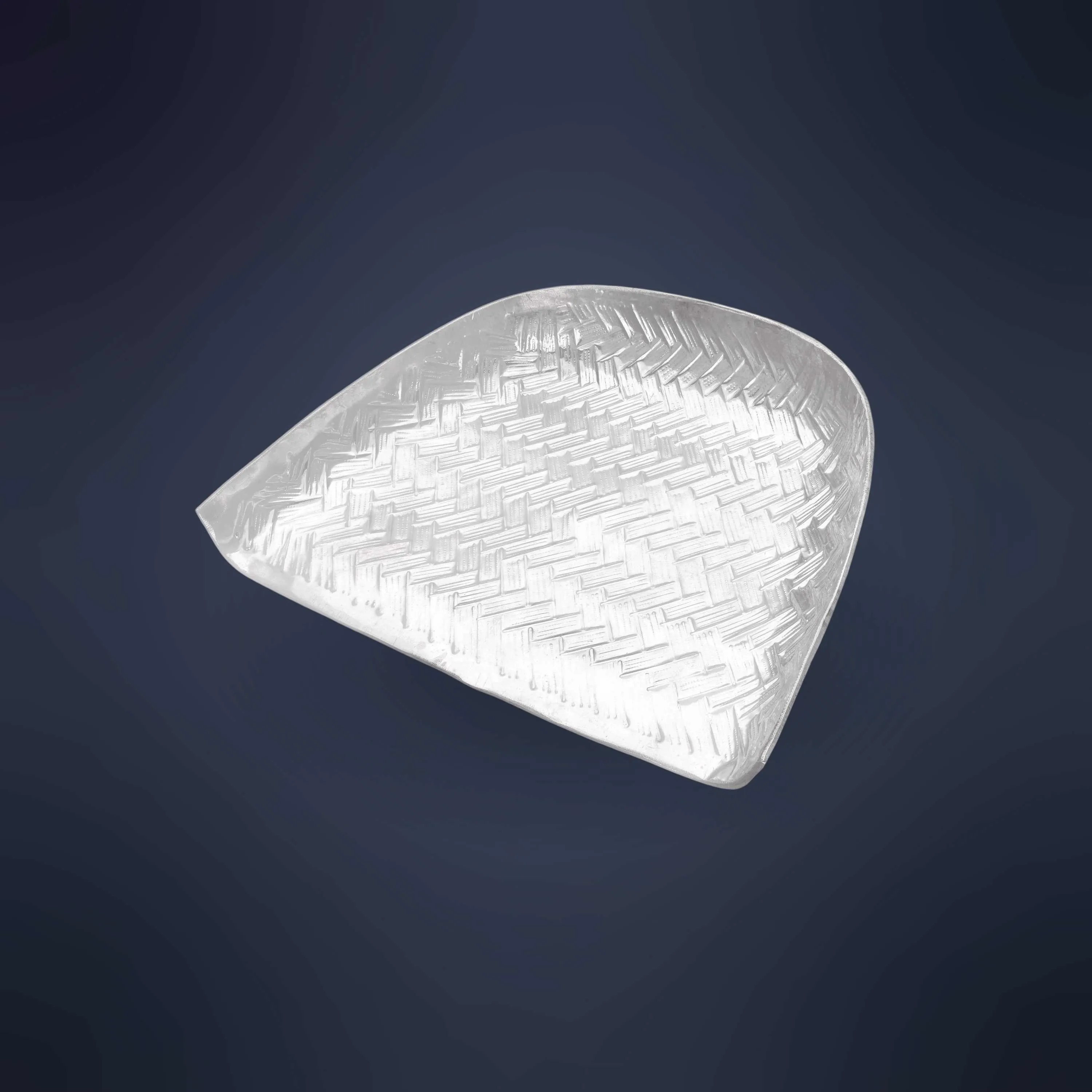 Traditionally Crafted And Detailed Silver Mora