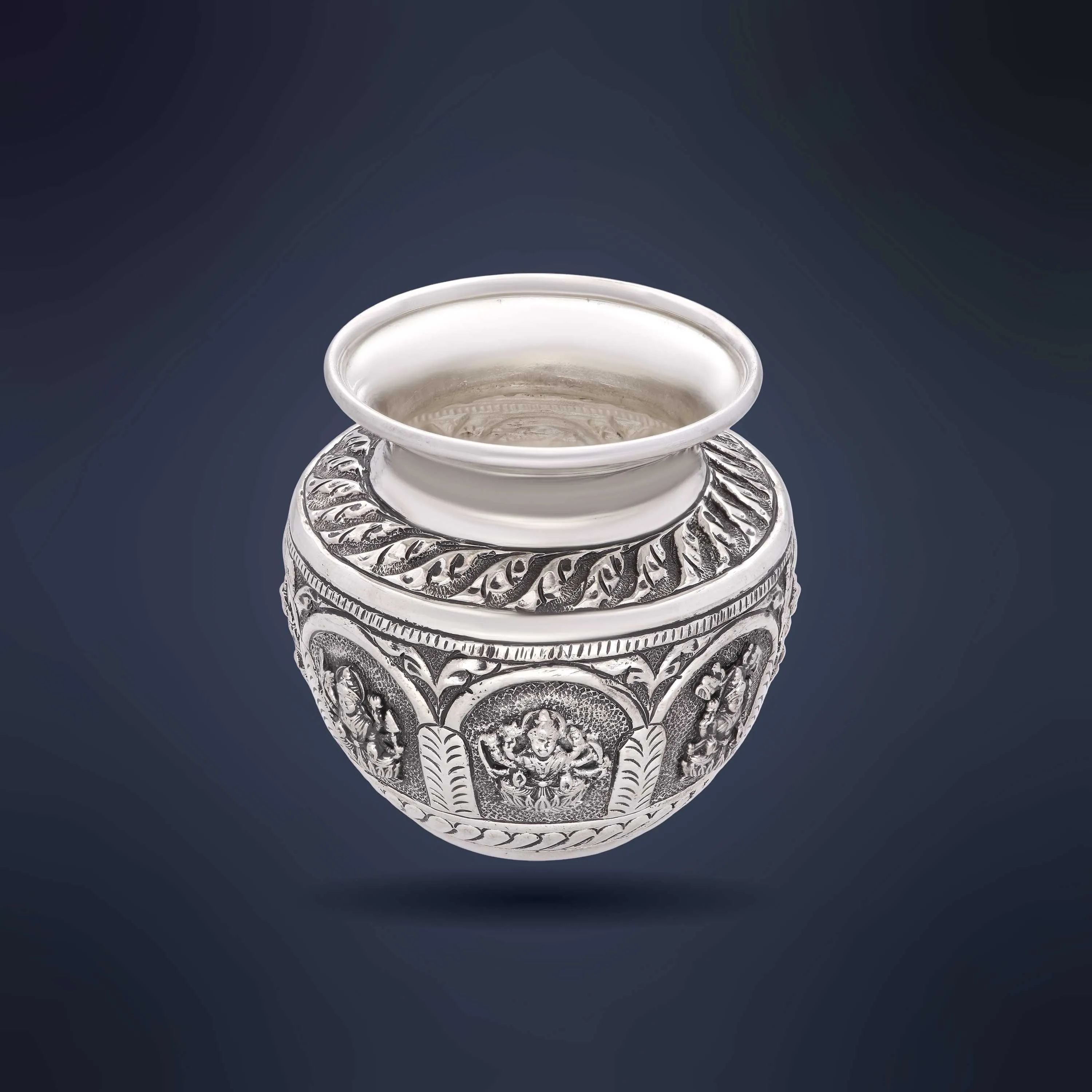 Classic Antique Finished And Detailed Silver Astalakshmi Chombu