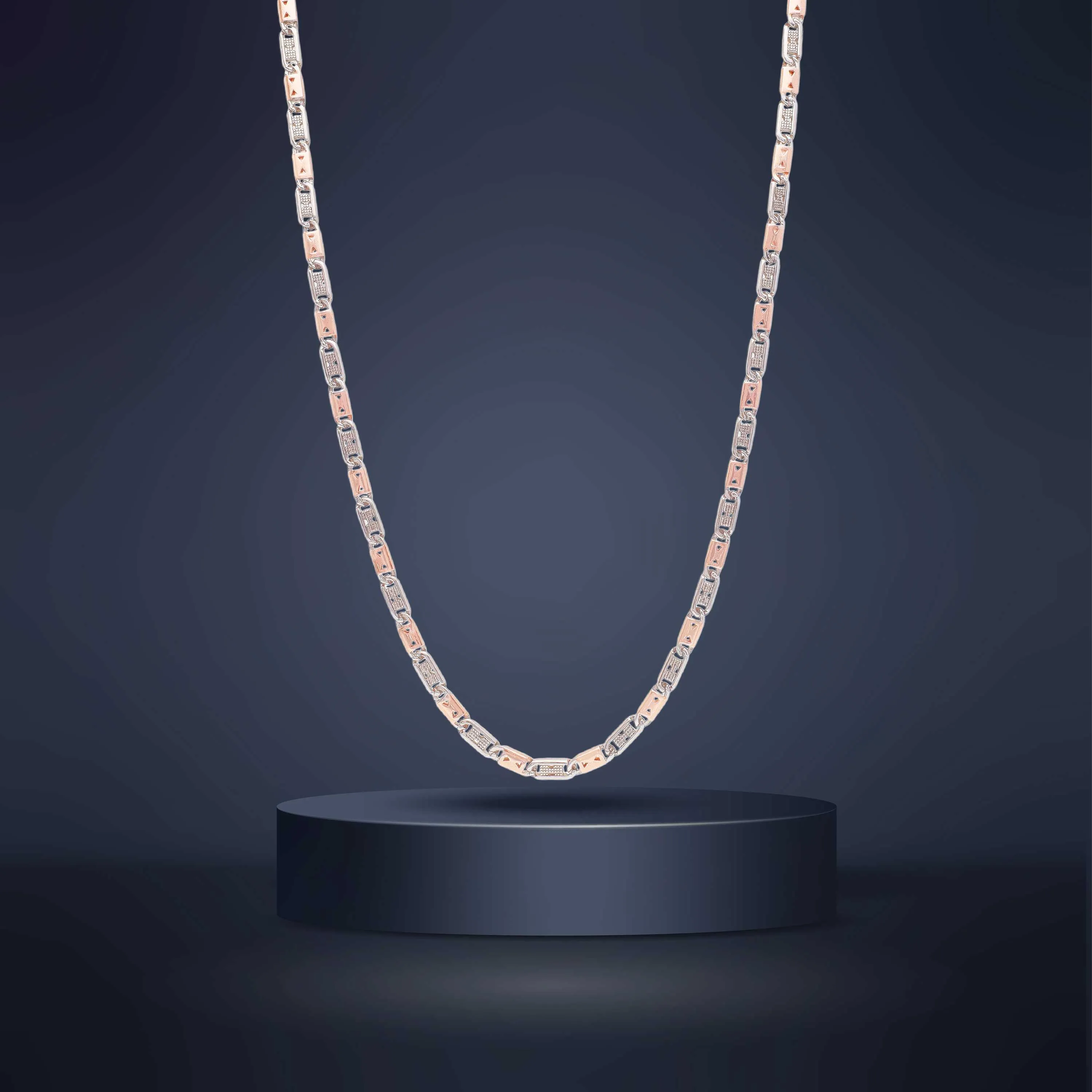 Detailed And Crafted Silver Chain For Men