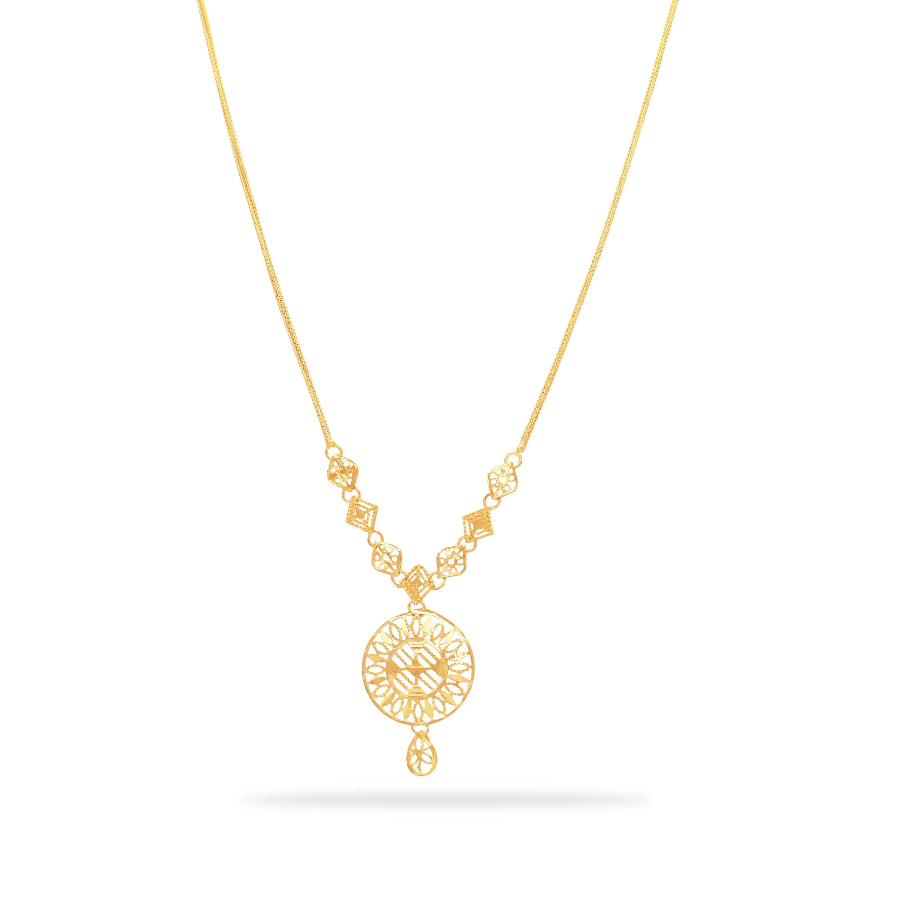 Classic Finely Detailed And Crafted 22KT Gold Necklace For Women