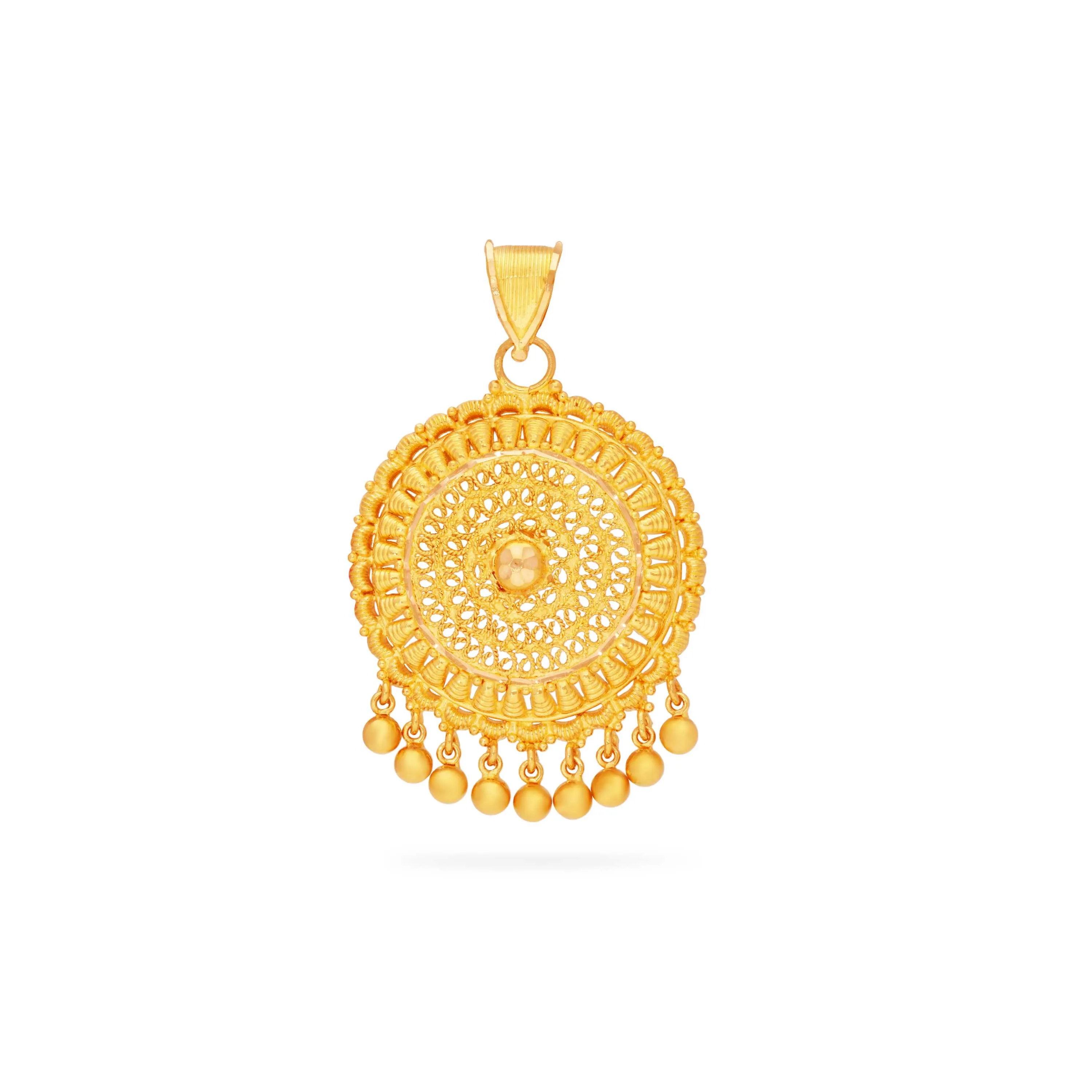 Traditionally Crafted And Detailed 22KT Gold Locket For Women