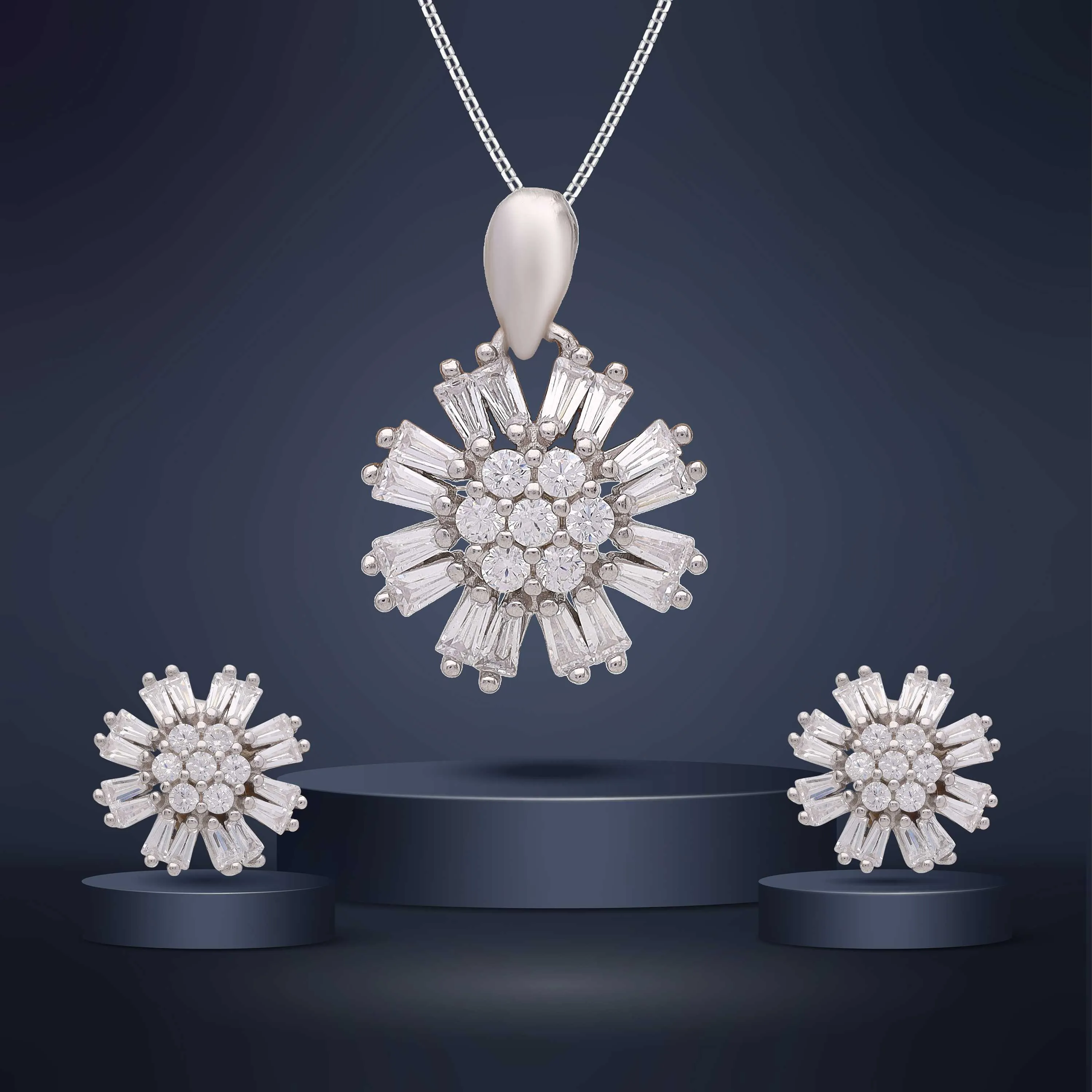 Gorgeously Detailed And Studded Silver Locket Set