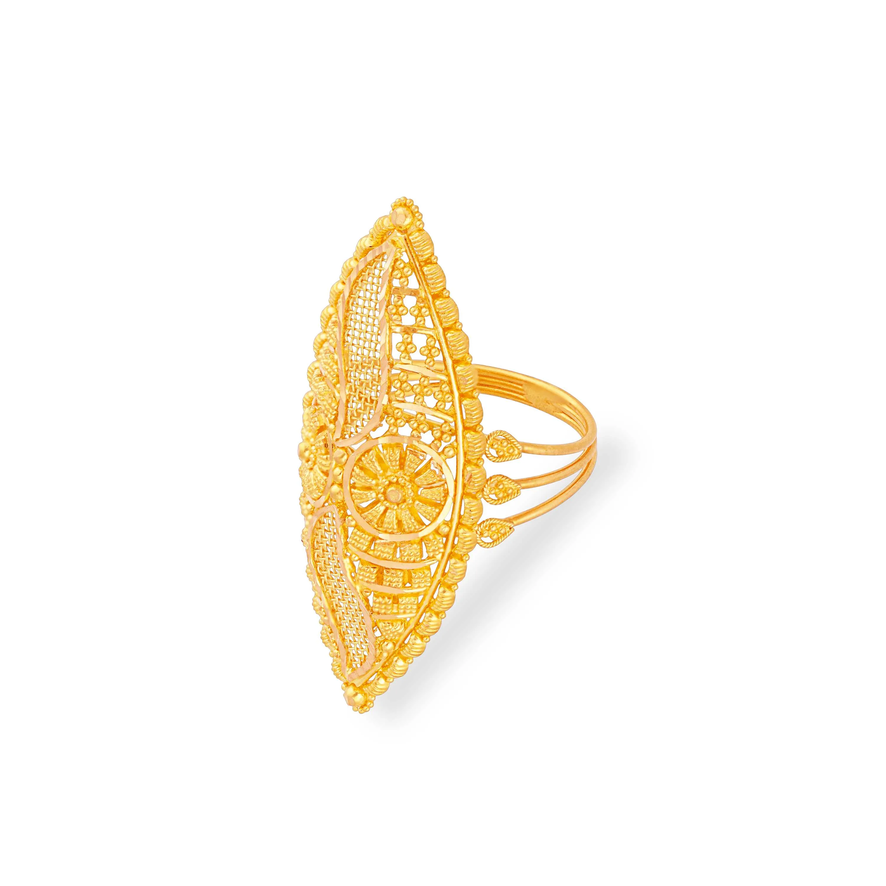 Finely Detailed And Crafted 22KT Gold Boat Ring