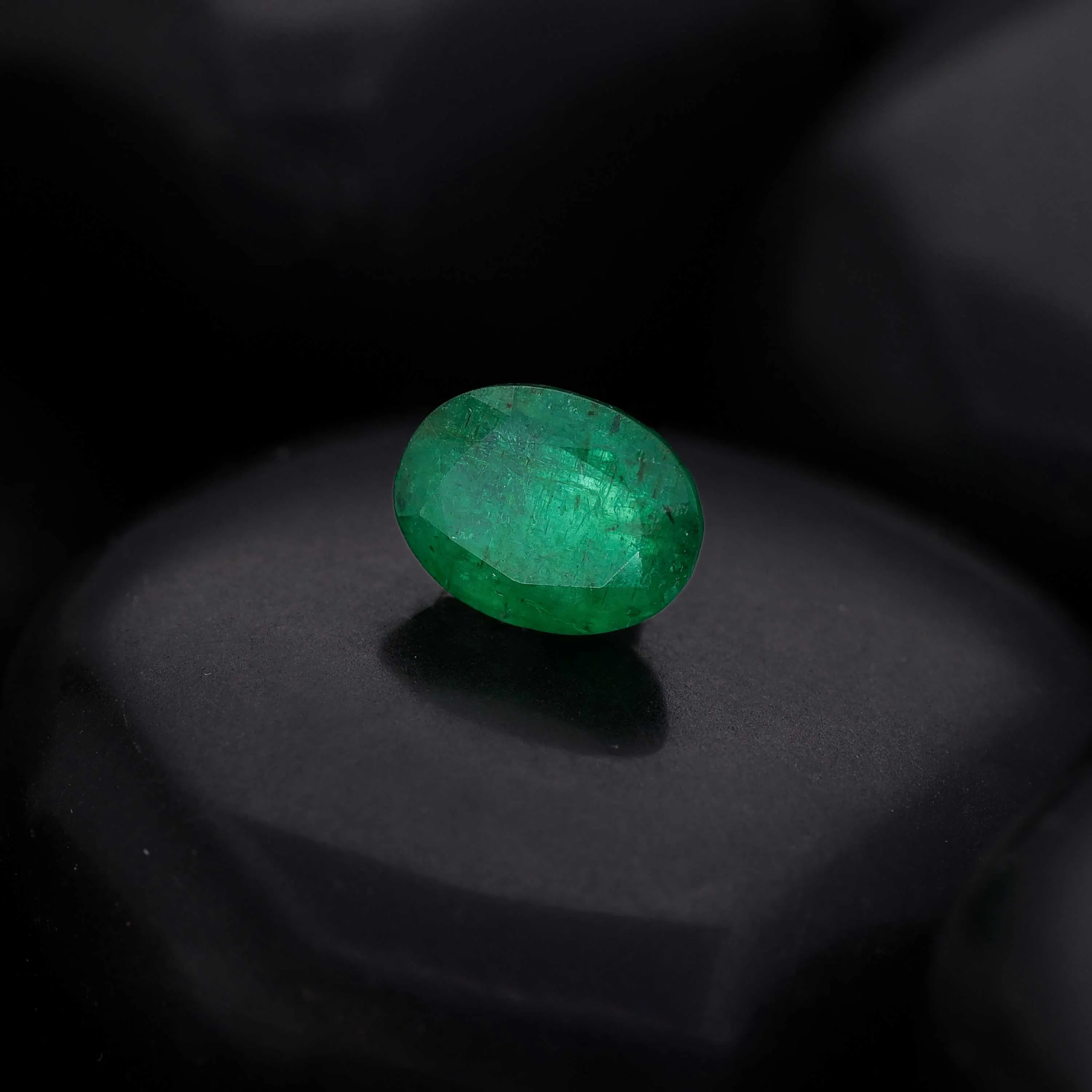 Natural Emerald Stone